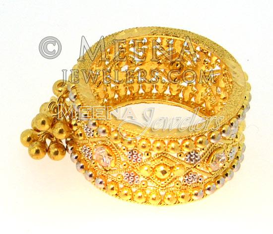 22 Kt Gold Ladies Ring - RiLg212 - 2 Tone 22KT Gold Ladies ring with ...