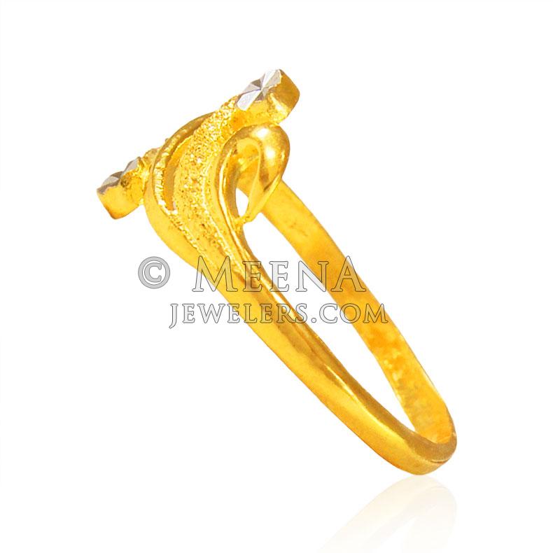 22kt Gold Ring for Ladies - RiLg23158 - 22kt Gold Ring for Ladies is ...
