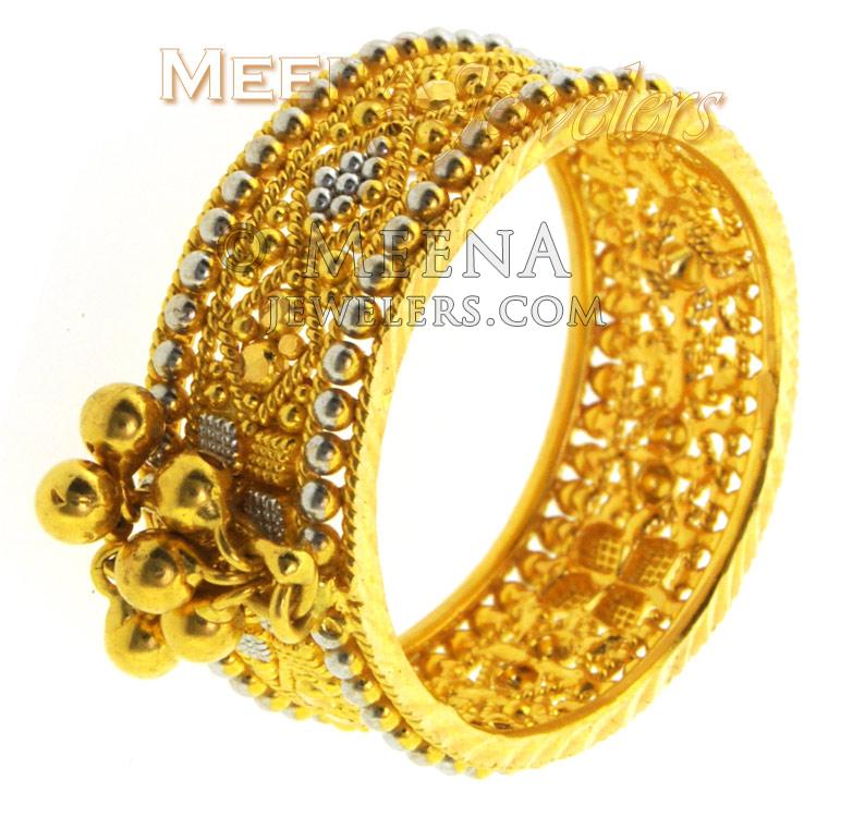 22 Kt Gold Ladies Ring - RiLg1466 - 2 Tone 22KT Gold Ladies ring with ...