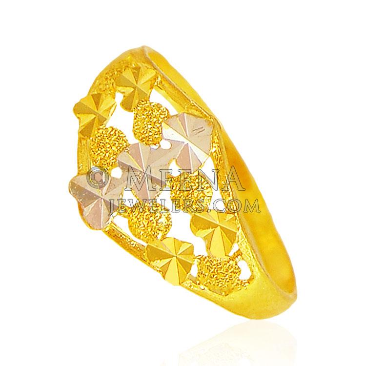 22Kt Gold Two Tone Ring - RiLg20427 - 22K Gold Ring is designed with ...