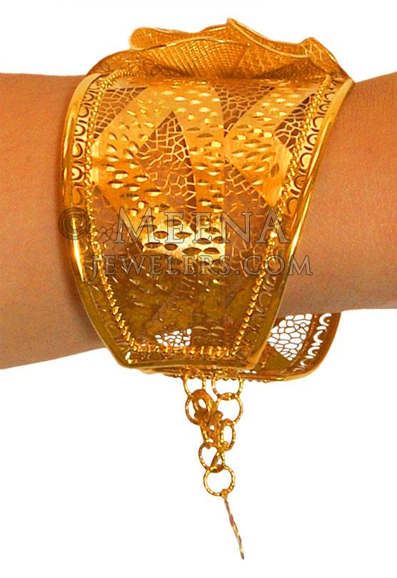 22Kt Gold Designer Wide Kada (1 Pc) - BaKa23368 - 22Kt Gold Designer ...